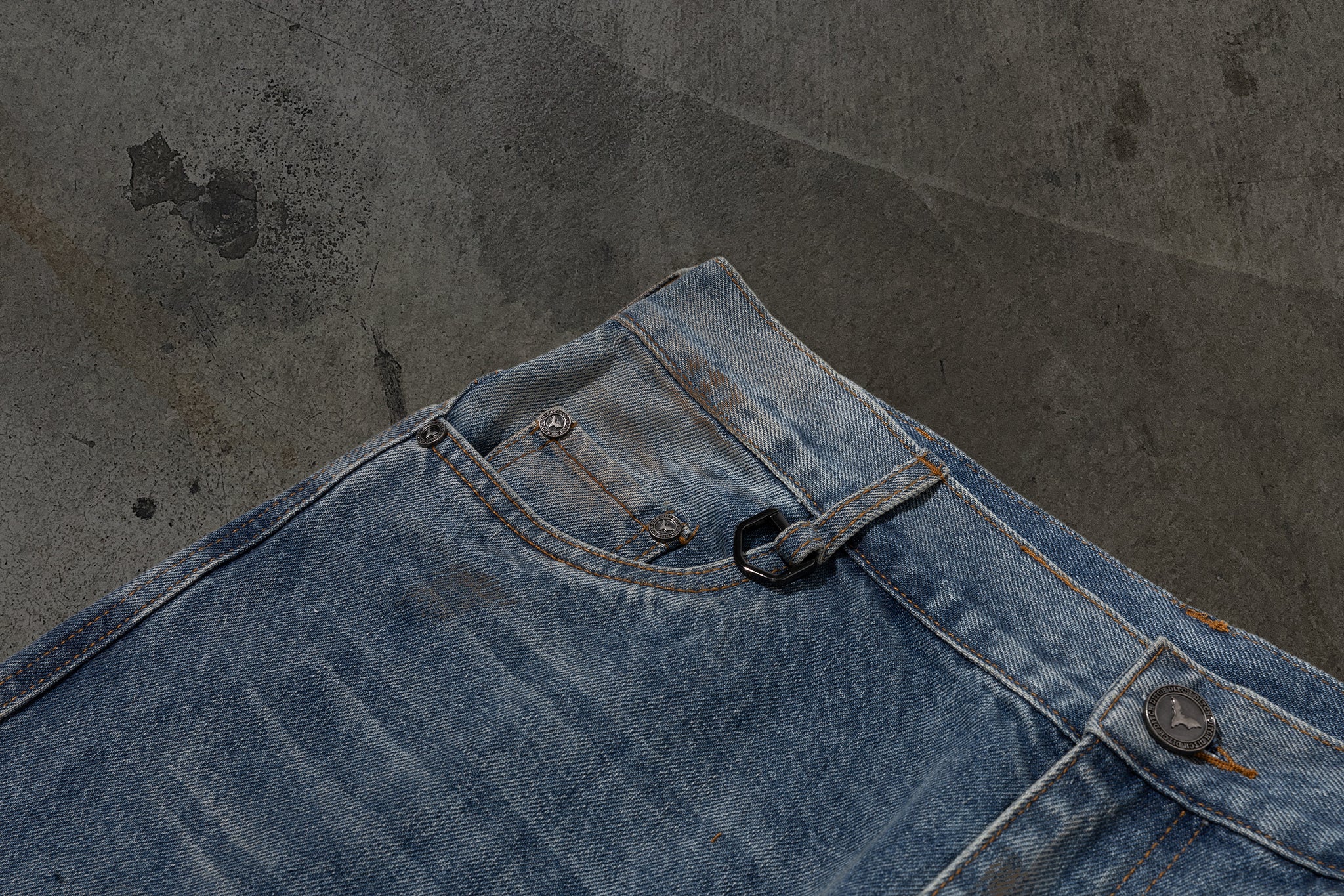 BAGGY DENIM (MUDDY) – ditch