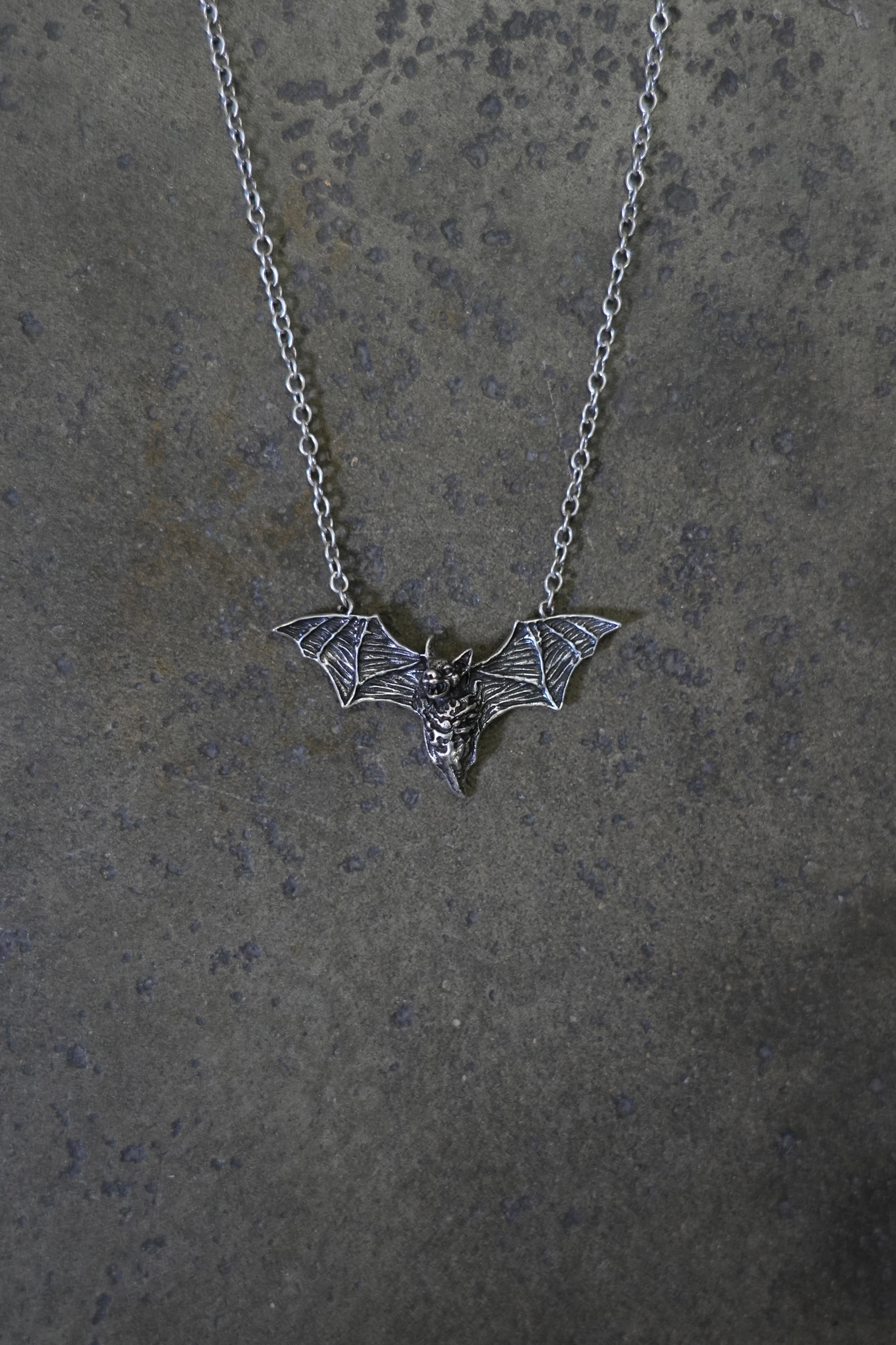 DITCH SILVER BAT CHAIN – ditch