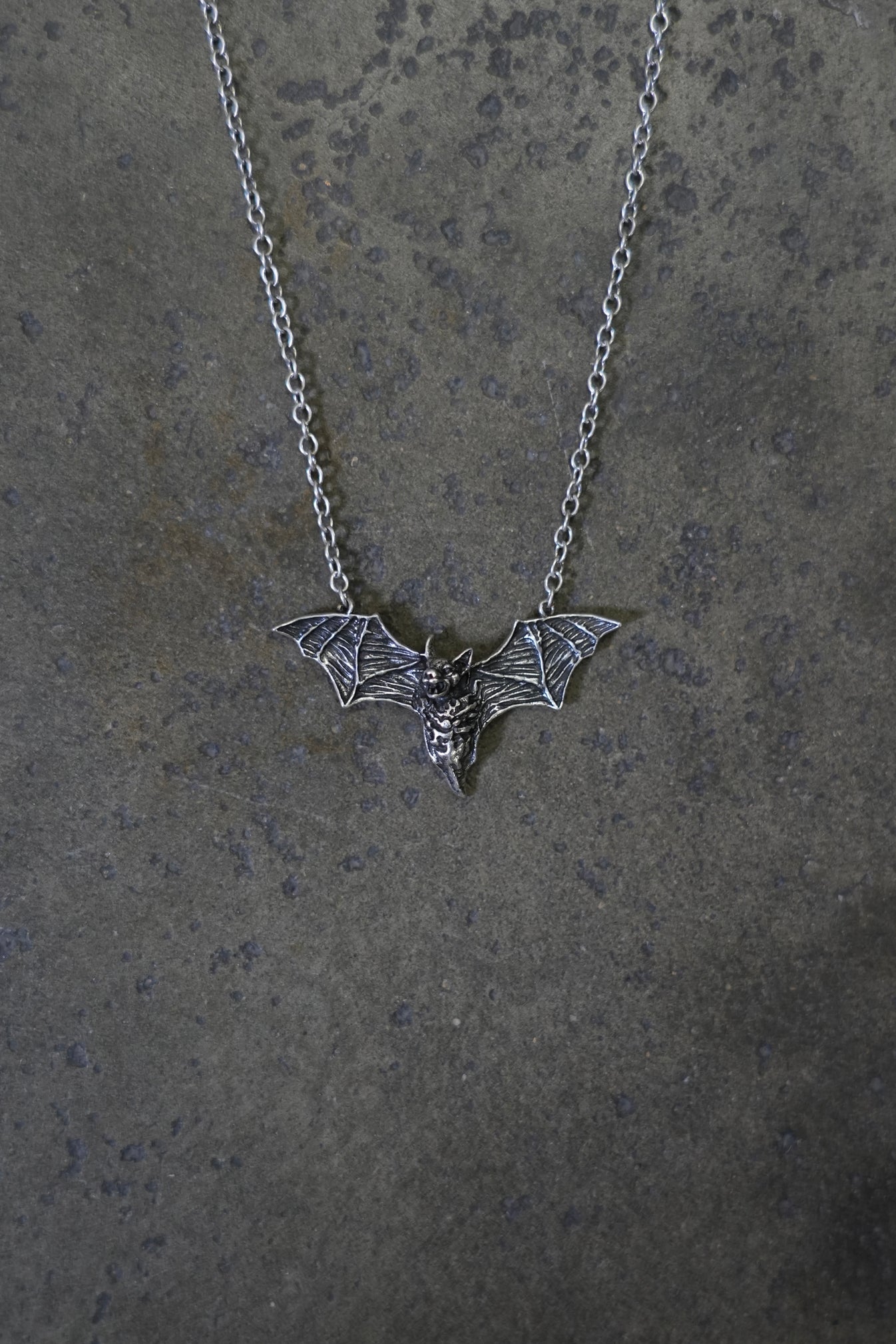 DITCH SILVER BAT CHAIN – ditch
