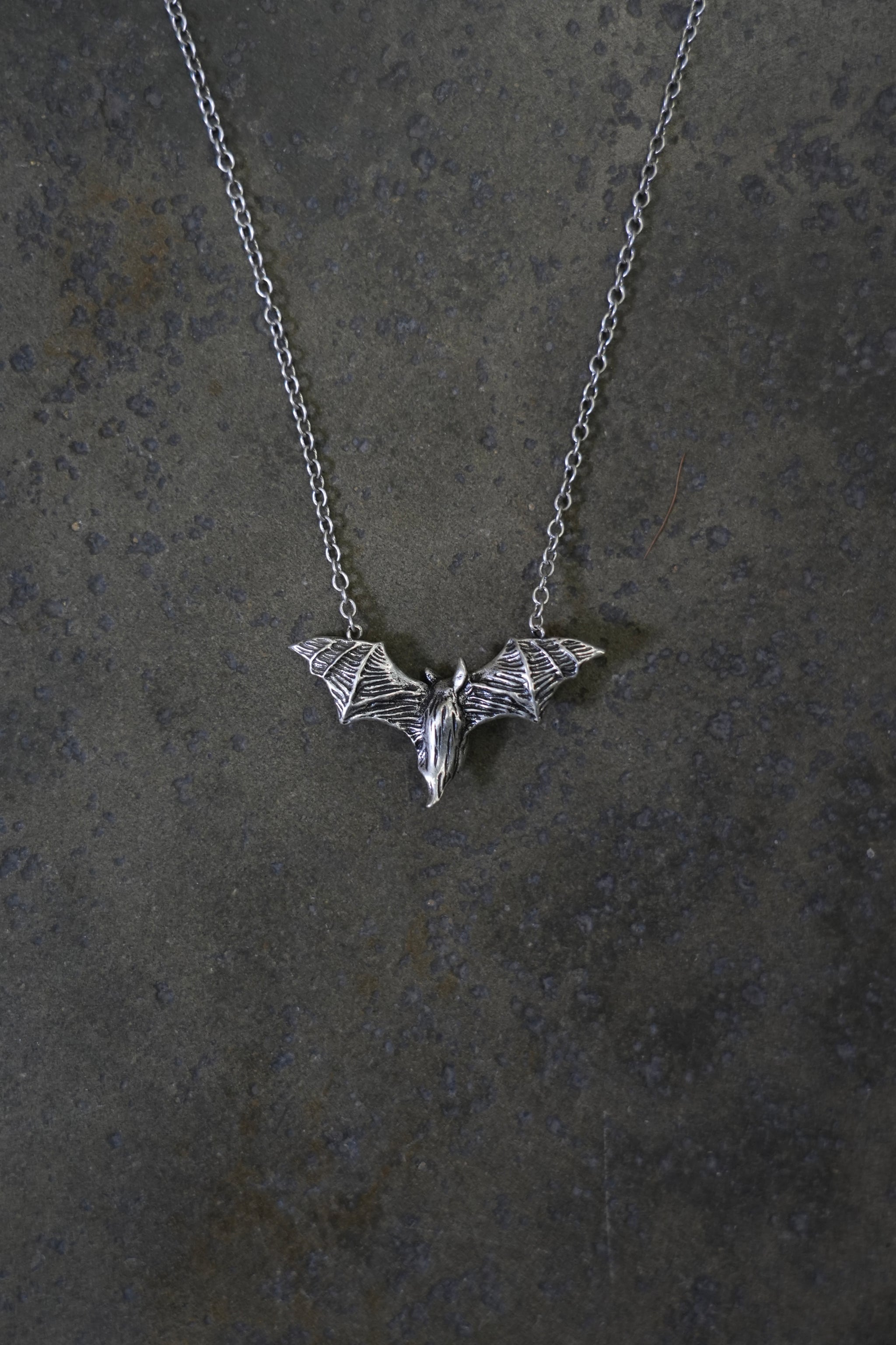 DITCH SILVER BAT CHAIN – ditch
